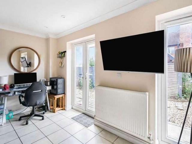 1 bed house for sale