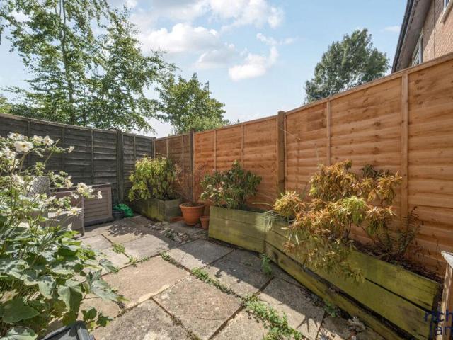 1 bed house for sale