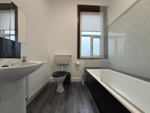 1 bed house for sale