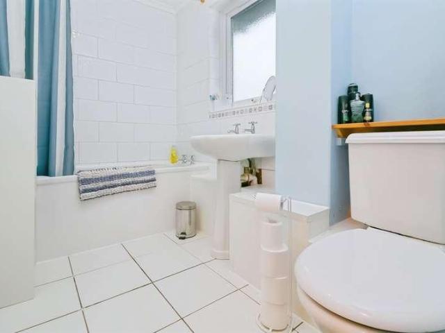 1 bed house for sale