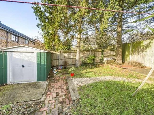 1 bed house for sale