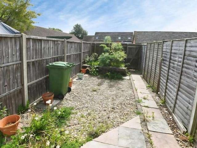 1 bed house for sale