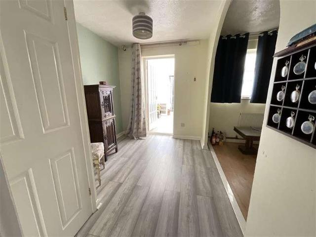 1 bed house for sale