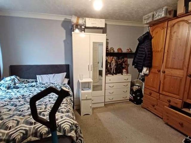 1 bed house for sale