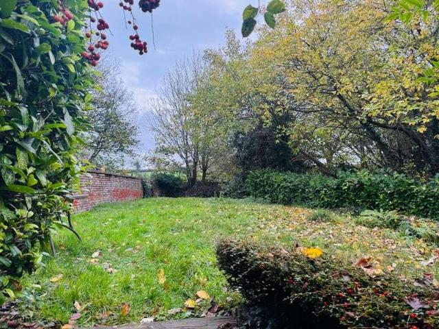 1 bed house for sale