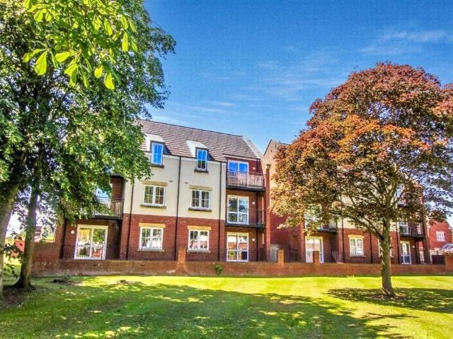 1 bed house for sale