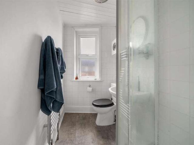 1 bed house for sale
