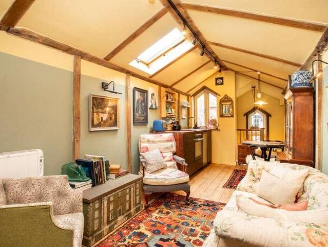 1 bed house for sale