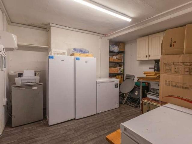 1 bed flat for sale