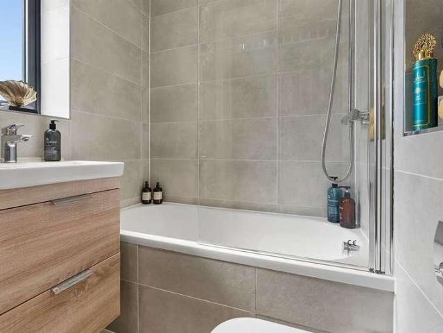 1 bed house for sale