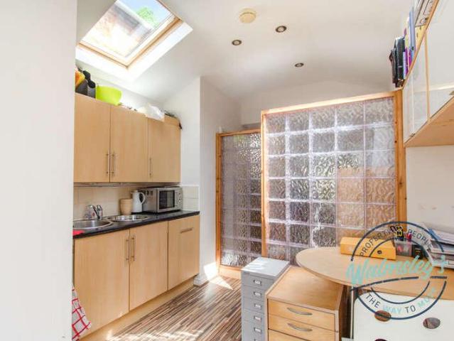 1 bed house for sale