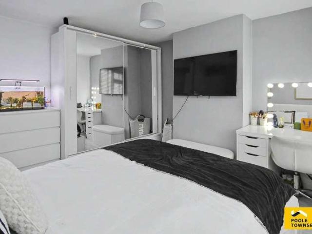 1 bed house for sale
