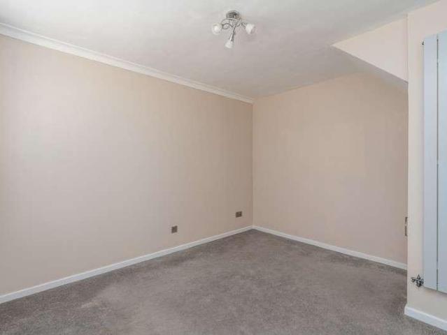 1 bed house for sale