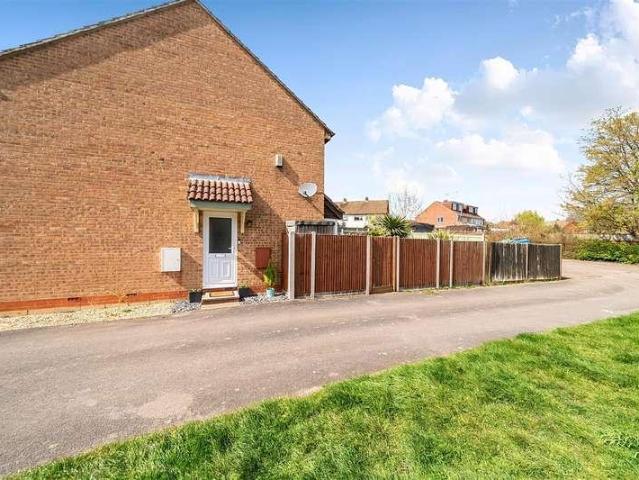 1 bed house for sale