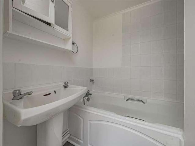 1 bed house for sale