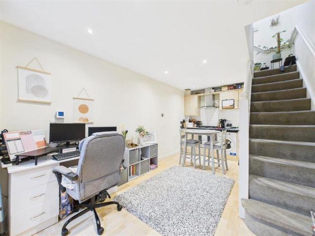 1 bed house for sale