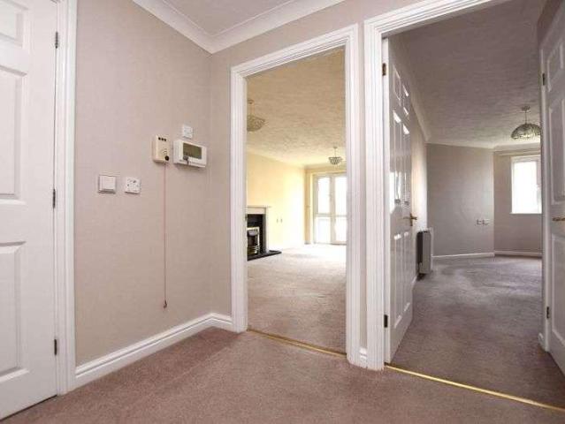 1 bed house for sale