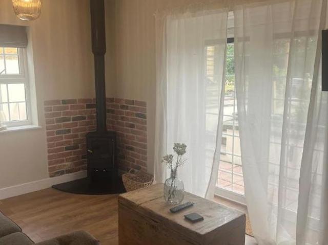 1 bed house for sale
