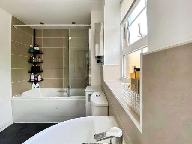 1 bed house for sale