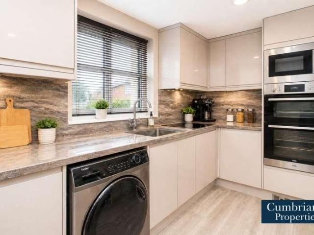 1 bed house for sale