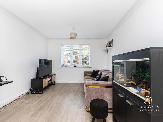 1 bed house for sale