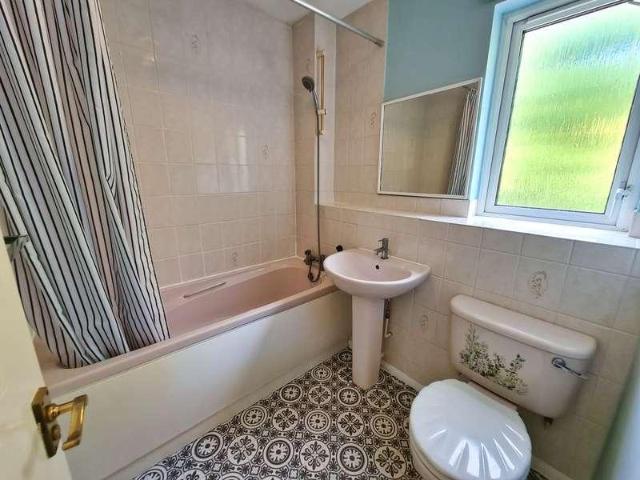 1 bed house for sale