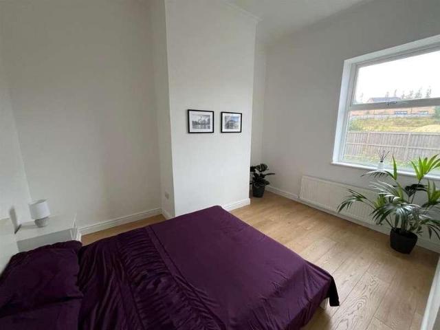 1 bed house for sale
