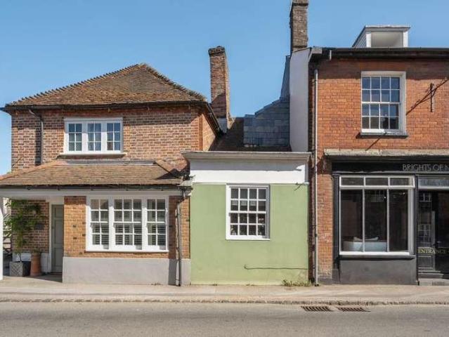 1 bed house for sale