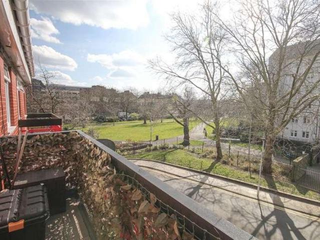1 bed house for sale