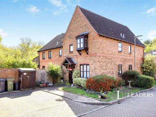 1 bed house for sale