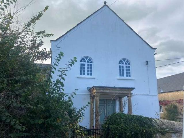1 bed house for sale