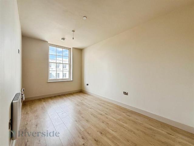 1 bed house for sale
