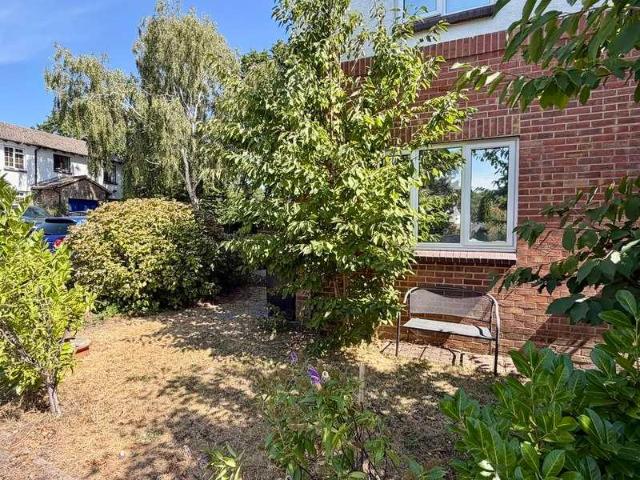 1 bed house for sale