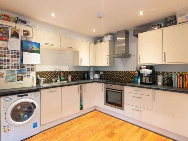 1 bed house for sale