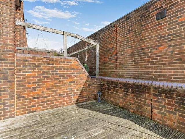 1 bed house for sale