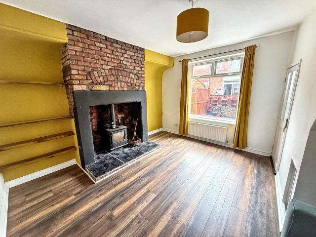 1 bed house for sale
