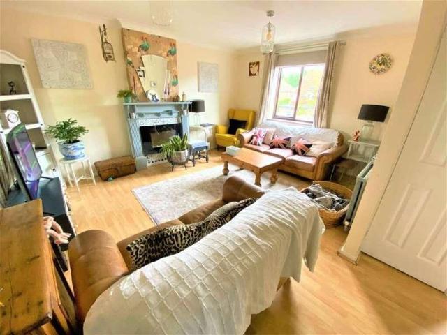 1 bed house for sale