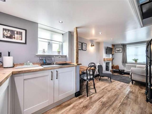 1 bed house for sale