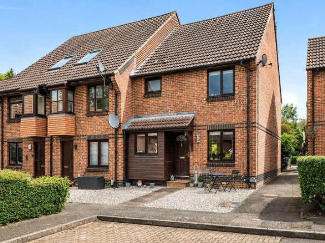 1 bed house for sale