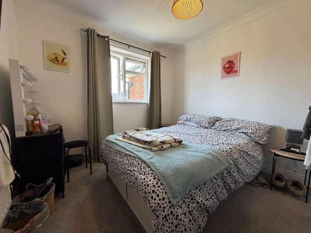 1 bed house for sale