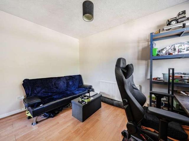 1 bed house for sale