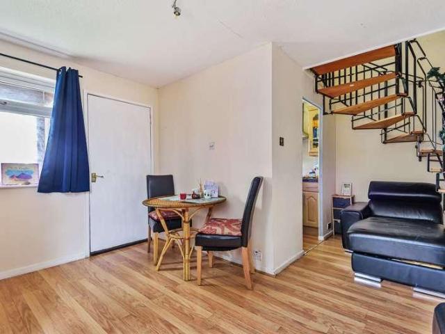 1 bed house for sale