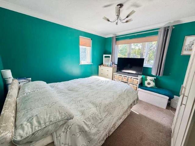 1 bed house for sale