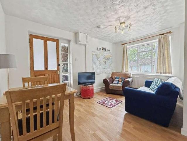 1 bed house for sale
