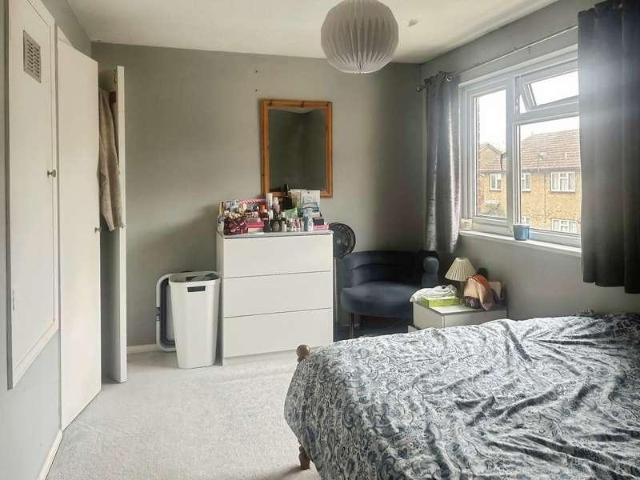 1 bed house for sale