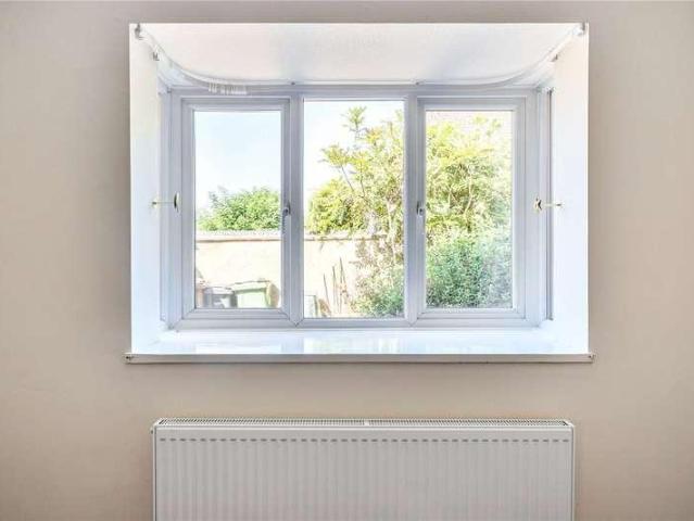 1 bed house for sale