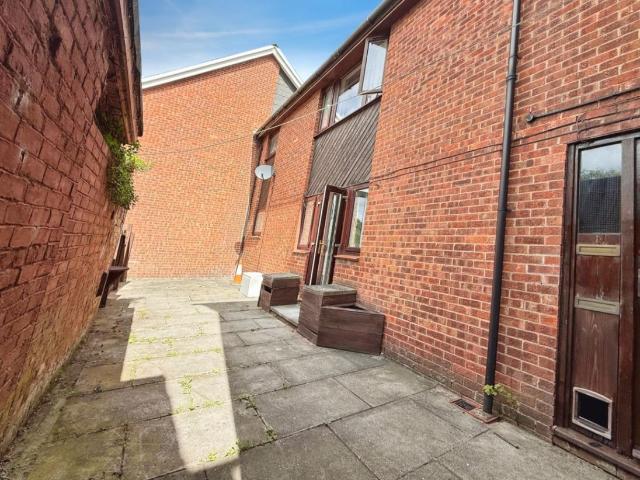 1 bed house for sale