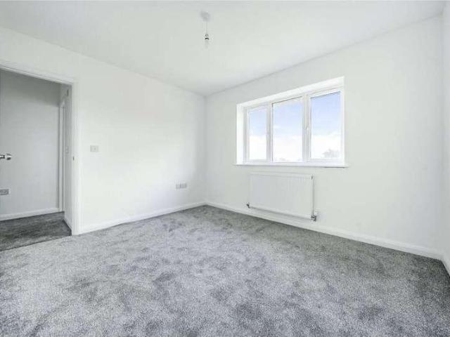 1 bed house for sale