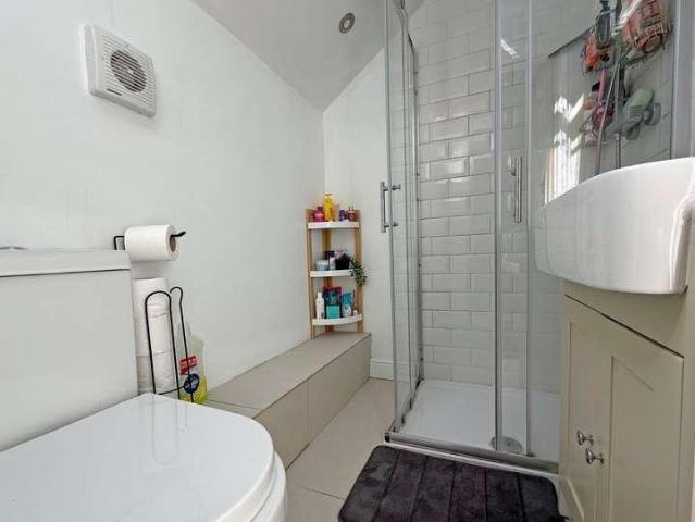 1 bed house for sale