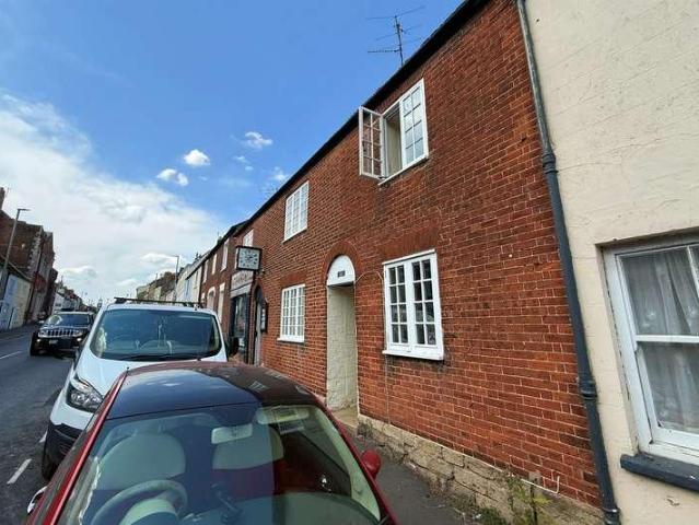 1 bed house for sale
